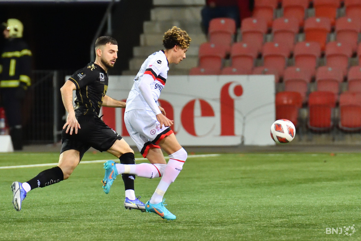 Franck Surdez prolonge avec Xamax - RTN votre radio régionale