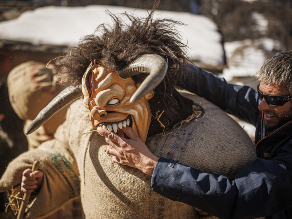 Carnaval en Valais: les festivités débutent jeudi pour six jours - RFJ ...